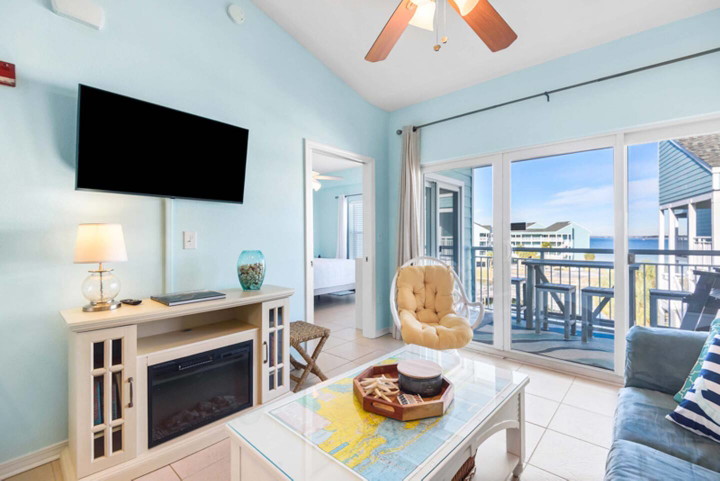Baywatch G9 | Water Views + Walk To Beach - Gulf Breeze, FL