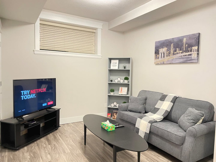 Casa De Chalifour - Whole Suite | Not Shared - Fort McMurray