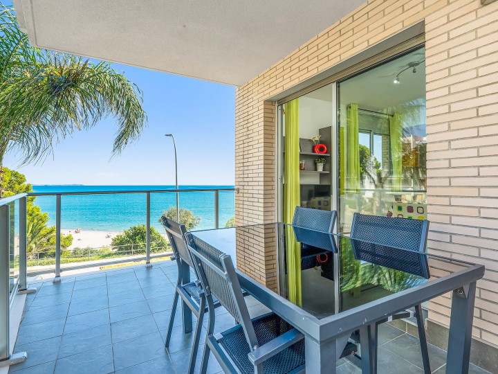 Rêvez Sur Les Vues à La Mer Méditerranée - Miami Playa
