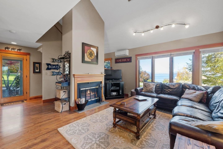 Lake Views On Winnipesaukee! - New Hampshire (State)