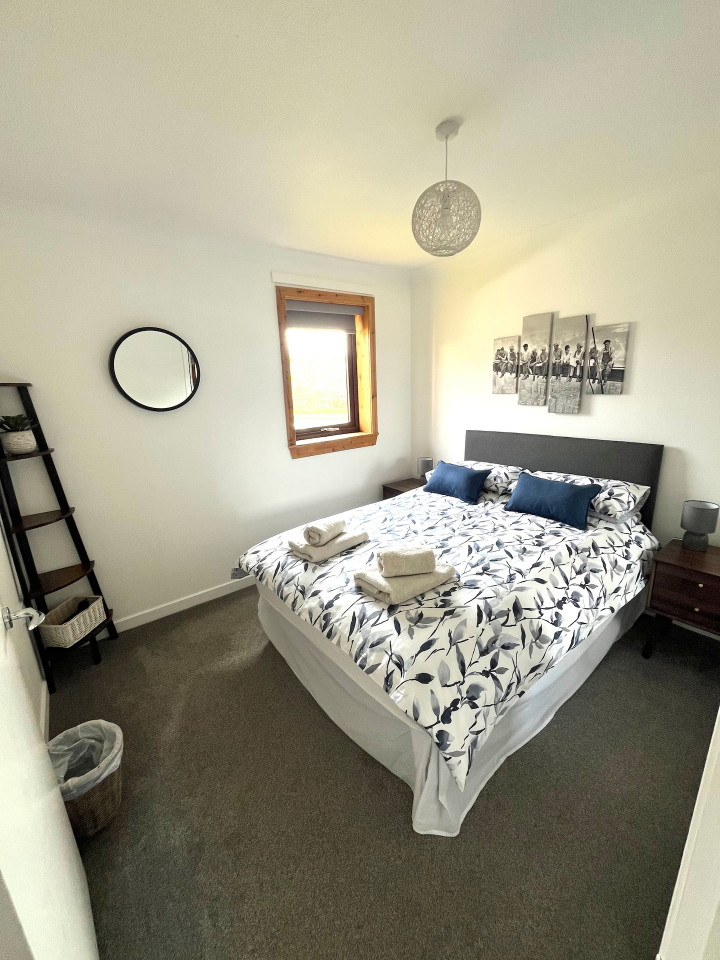 ⭐️⭐️Immaculately Presented Spacious 2 Bedroom Flat⭐️⭐️ - Skye