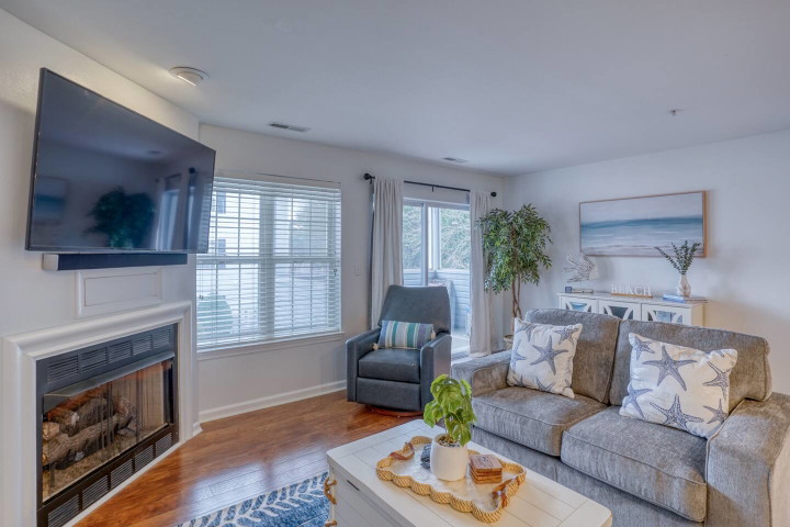 Spacious 3b/2b Condo- Rehoboth/ Dewey! - Delaware