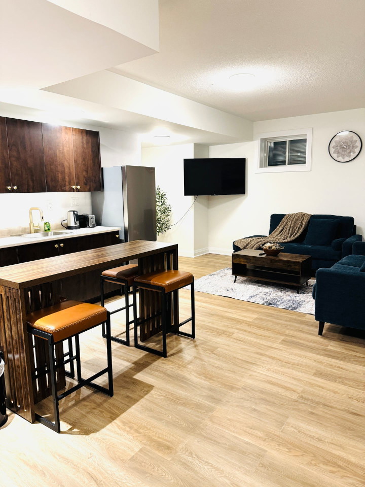 Cozy Basement Suite |Private Entrance|free Parking - Brampton