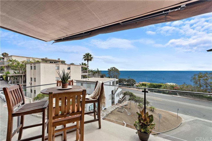 Ocean View Condo Walking Distance - Victoria Beach - Laguna Beach, CA