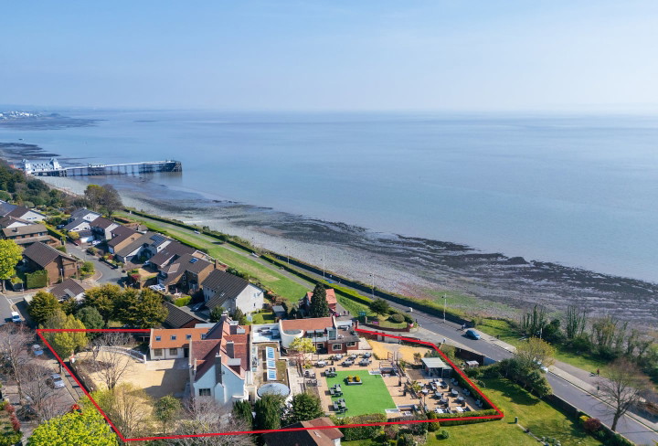 107 Holm House | Suite With Sea View Sun Terrace - Barry