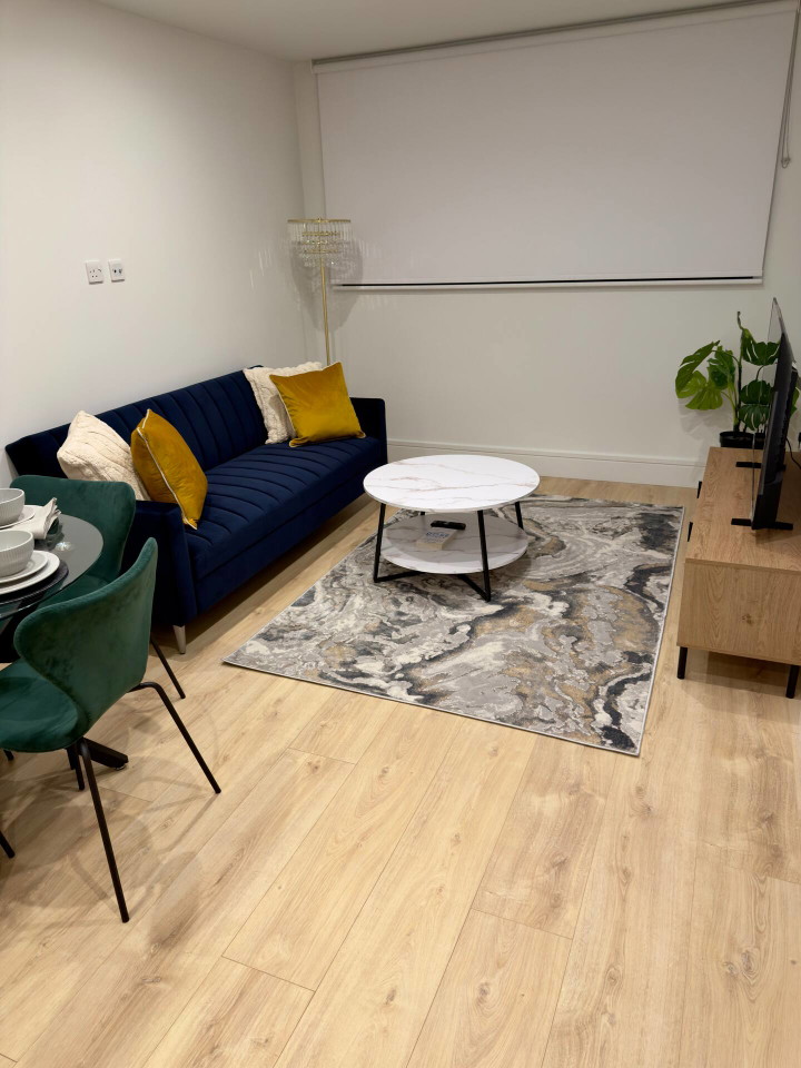 Luxury 1-bed | Gym, Cinema, Games Room + Parking - Twickenham
