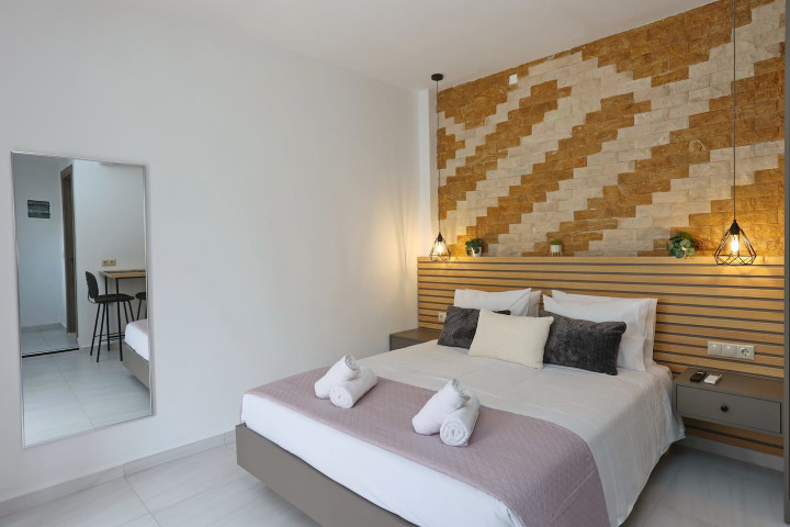 Fairytale Loft With Private Terrace In Heraklion - Kreta