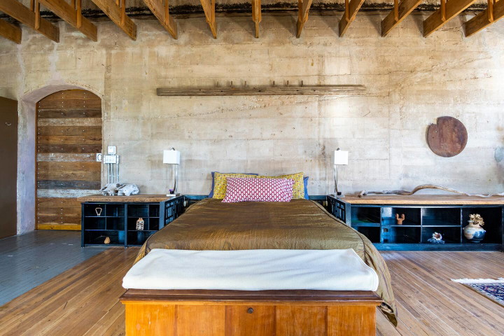 Contemporary Suite In Rustic Church - Douglas, AZ