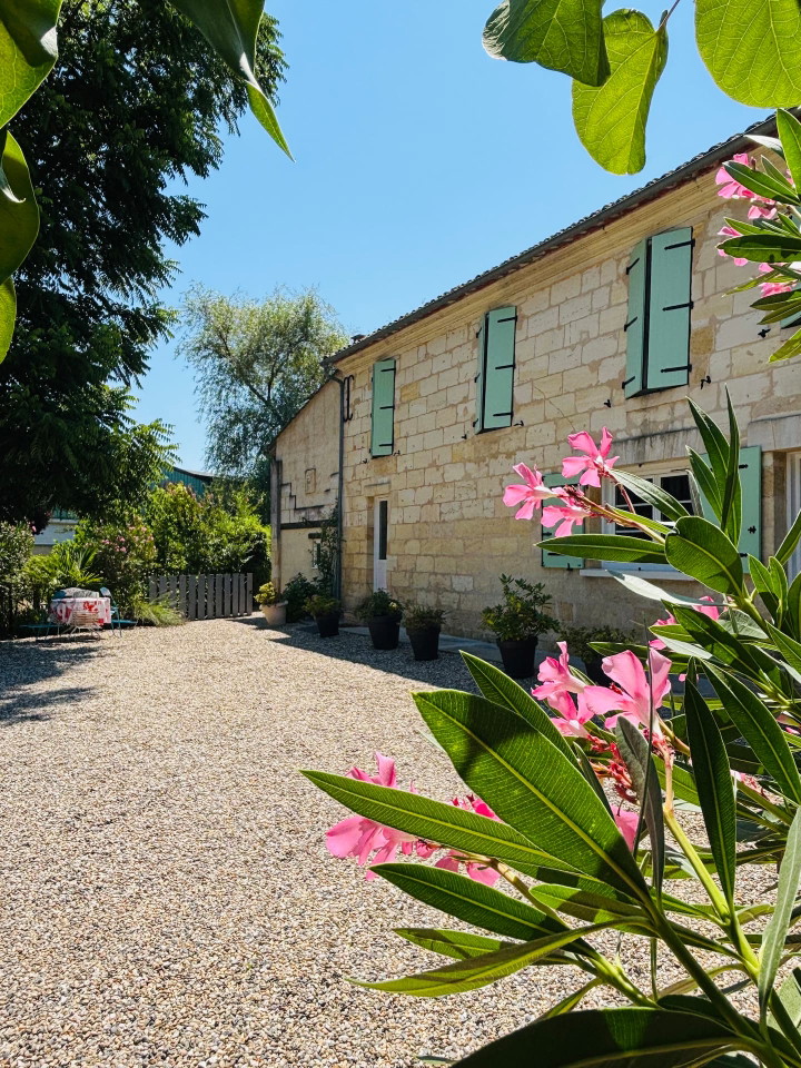 Nice Studio By The Water. - Castillon-la-Bataille