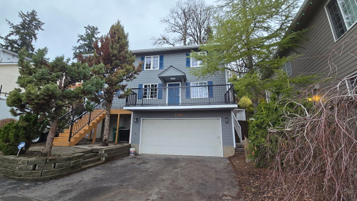 Newly Remodeled Spacious House With Awesome View - West Linn, OR