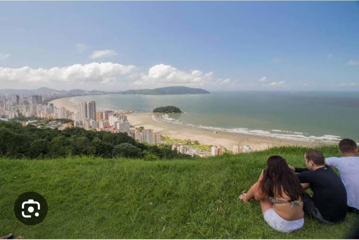 Apartatamento Na Praia, Com Ar Condicionado - Santos, Brasil