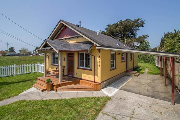 Potter's Bungalow - Near Downtown Plaza, 3 Bed - Arcata, CA