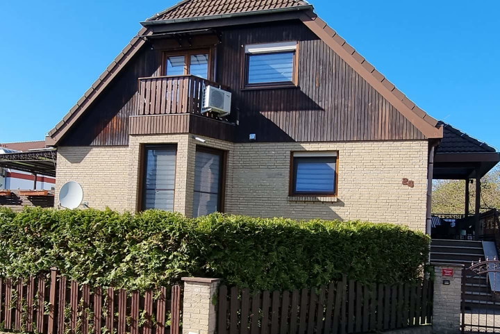 Große Fewo Mit Balkon - Cottbus