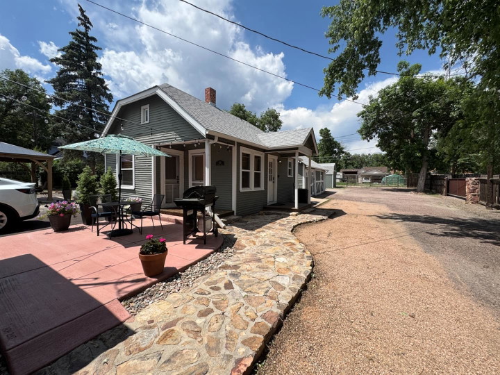 The Cottage - Manitou Springs, CO