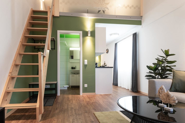 Spirit Apartments |Suite #6 |Central |Parking| Ac - Brienz