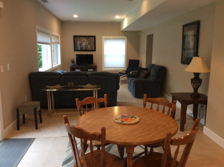 Spacious House, Easy Access From Seatac, Seattle & Bellevue. - Renton, WA