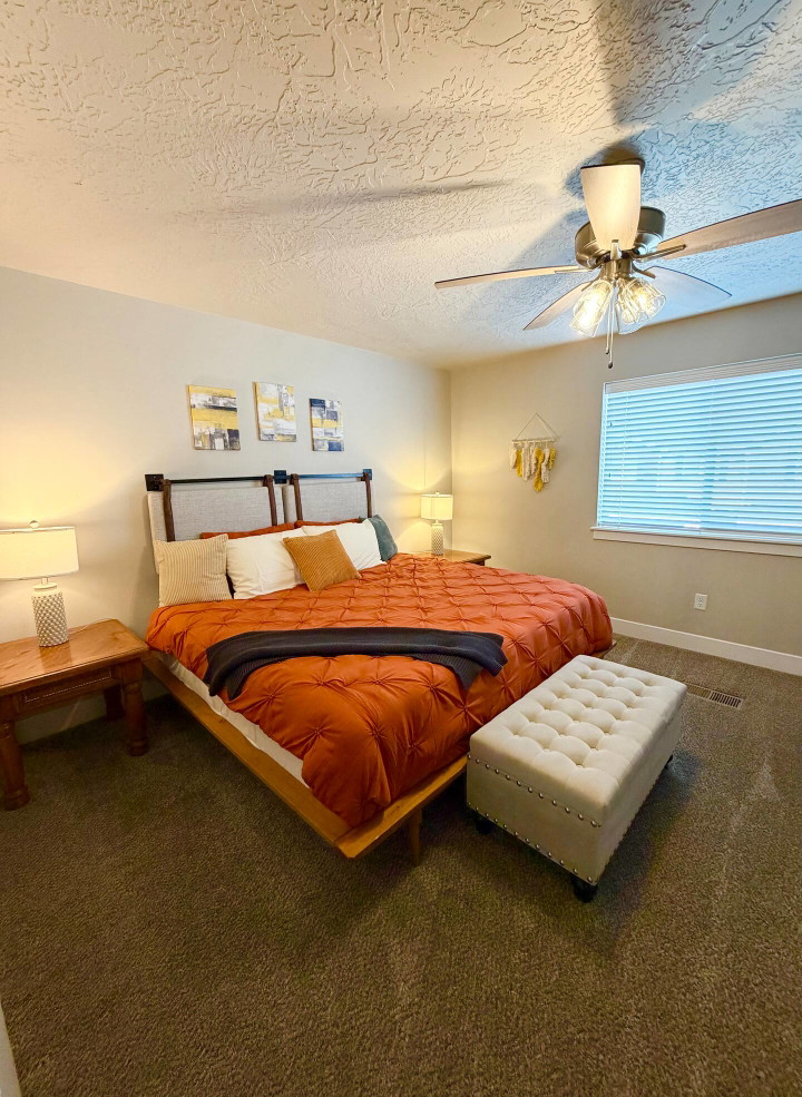Cozy Bohemian Retreat Near Bryce, Zion & More! - Cedar City, UT