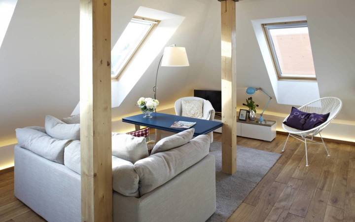 Light Flooded Attic Apartment (No. 6) - ドイツ コンスタンツ