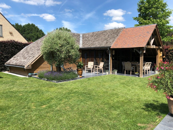 Dépendance En Bois Avec Terrasse Privée. - Gand