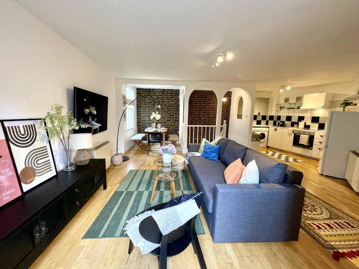 2 Bed House Sleeps 4: Camden Lock Market- 6 Mins - London, UK