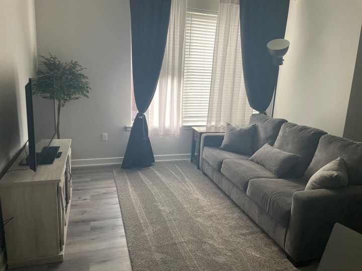 One Bedroom Wilmington Riverfront Apartment - New Castle, DE