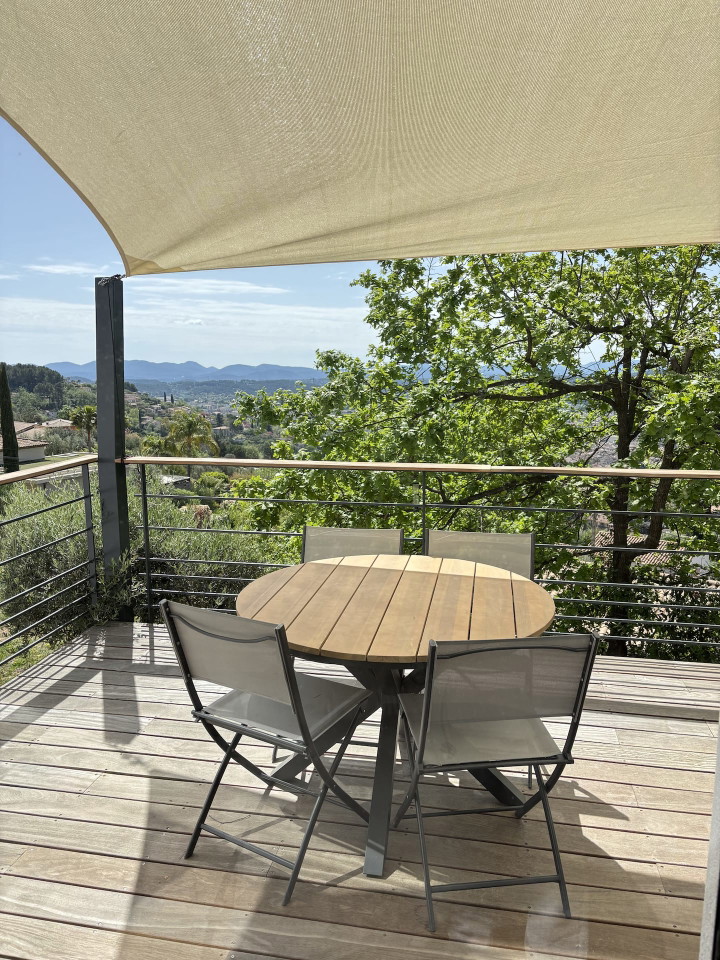 T2 Avec Terrasse + Vue Panoramique + Jardin Privé - Draguignan