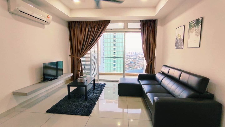 Privatelift 2br 10pax Wifi Jbkslmall Apt - Johor Bahru