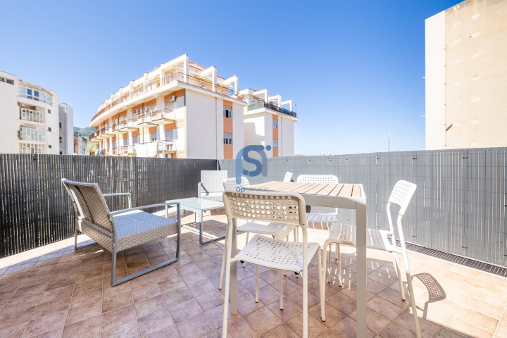 Cefalù: Comfort And Style In Your Living Room! - Cefalù