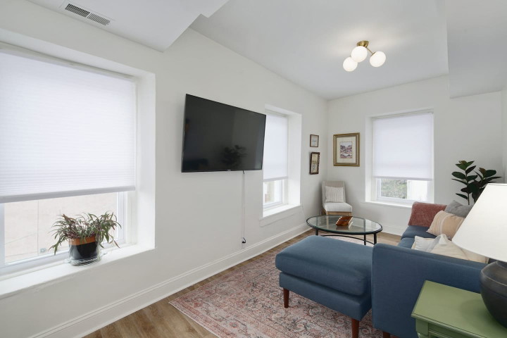 2br With Balcony, Views & Parking - Chestnut Hill, PA
