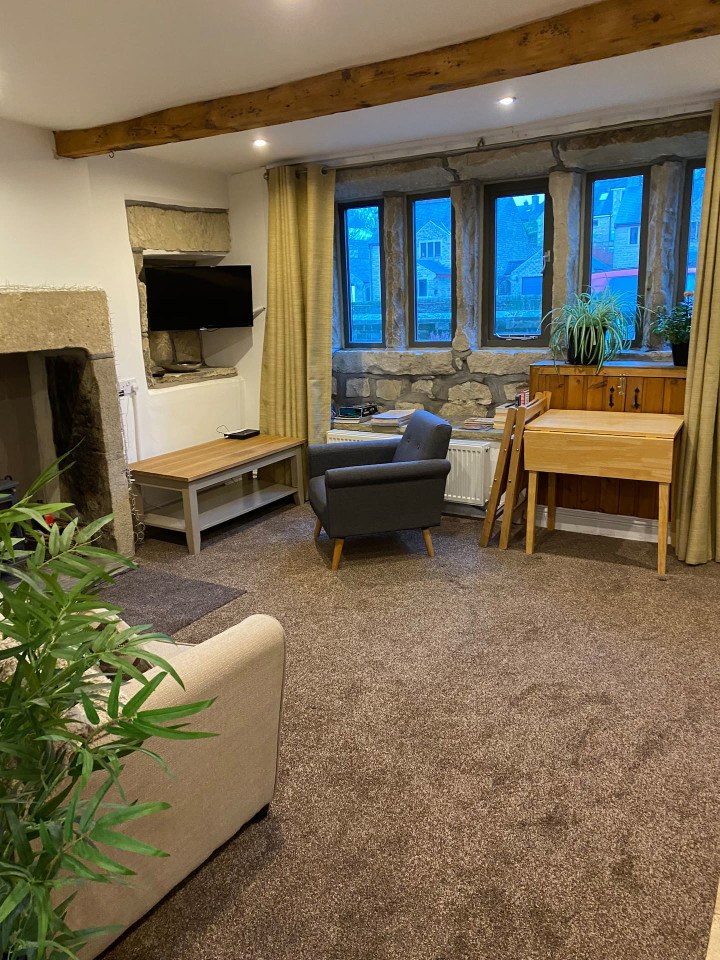 Chalet De Charme De Grade Ii Avec Poêle à Bois Et Patio - Todmorden