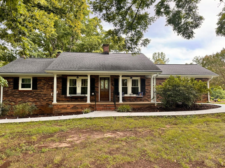 No Cleaning Fee Farmhouse Lake Keowee Near Clemson - Lake Keowee, SC