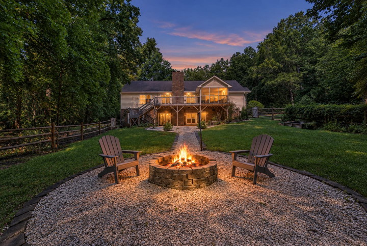 Nature Heaven Retreat In Charlotte City / Basement - Lake Wylie, SC
