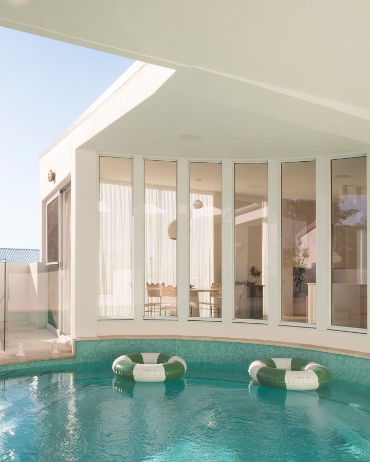 Casa Collection Bicheno ~ The Pool Villa - Bicheno