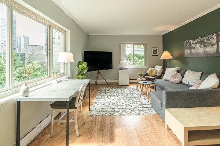 Quiet Condo Near Convention Center, Free Parking - Seattle, WA