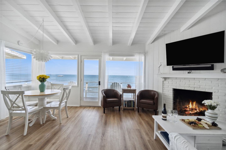 The Zuma Bungalow On Carbon Beach - Malibu, CA