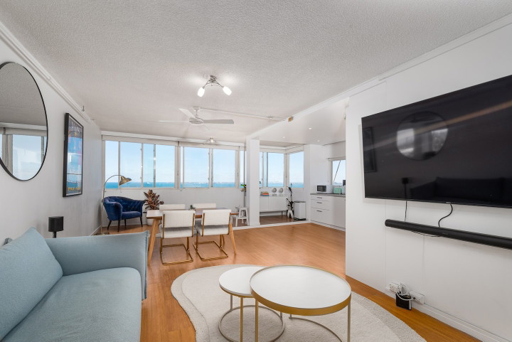 2bd St Kilda Beachfront Oasis - Incredible Views - St Kilda