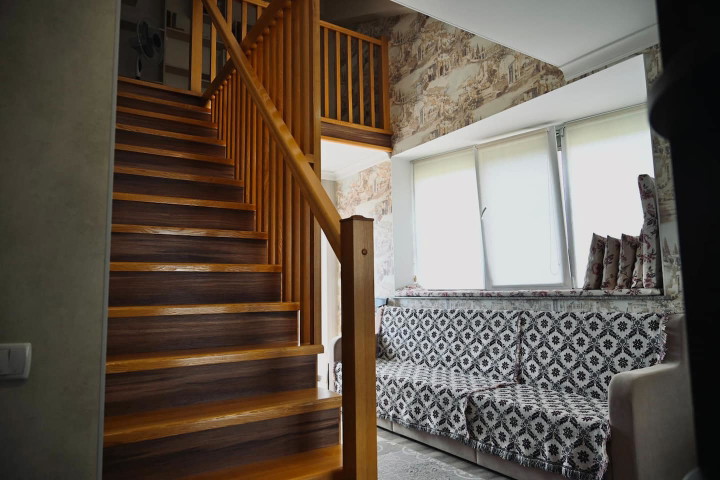 Apartment With Attic - Moldova