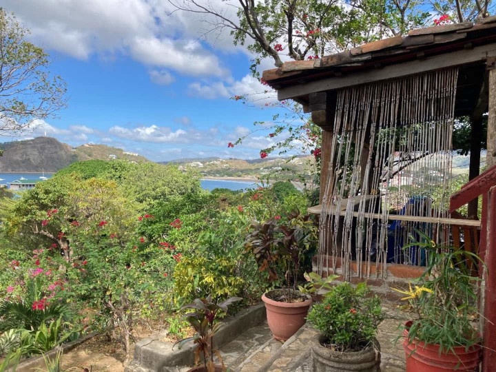 Apt With Bay View: 2 Blocks To Beach, 4b To Center - Nicaragua