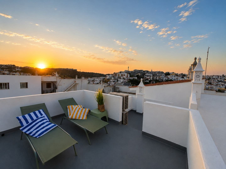 Casa Palma, Rooftop View, 3 Min Walk To The Beach - Albufeira