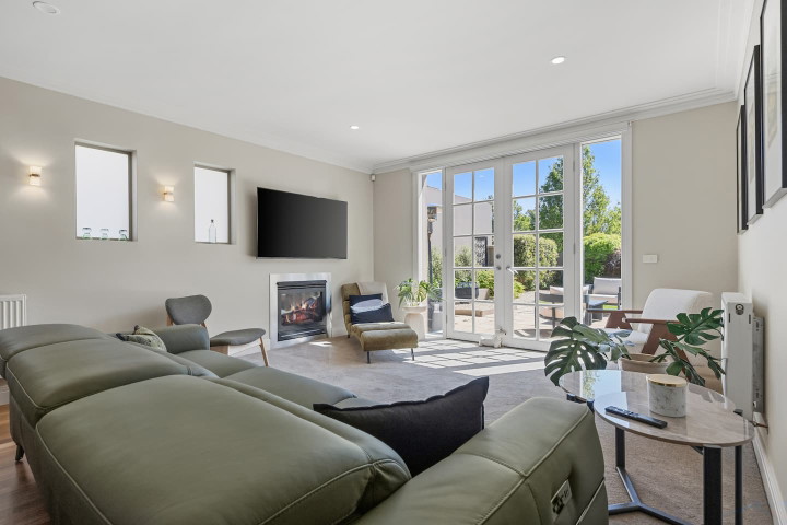 Stylish Ballarat Group Escape | Sleeps 10 - Ballarat