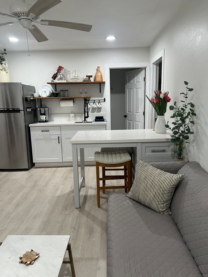Modern Guest Home Near La/disney - Norwalk, CA