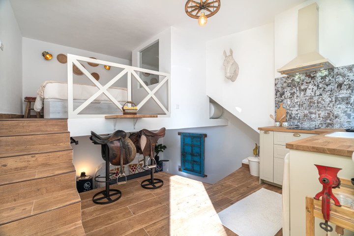 Casa Estábulo- Cozy Rustic Farmhouse (Horse Loft) - Praia da Rocha