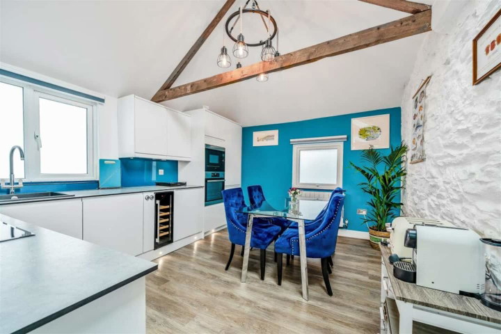 Harbour View Balcony Quayside Cottage Looe Sleep 4 - Looe