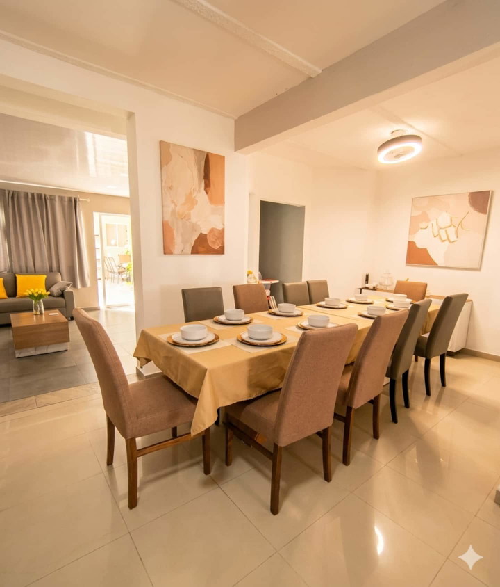 House For 12 People · With Ac · 4 Bedrooms · Escalón - El Salvador
