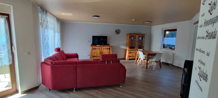 Geräumige Einliegerwohnung - Wertheim