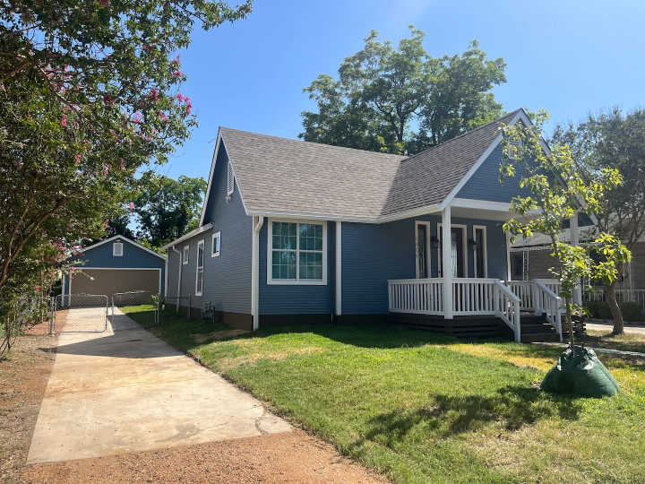 Cozy Woodlawn Lake Home, Minutes From Downtown - San Antonio, TX
