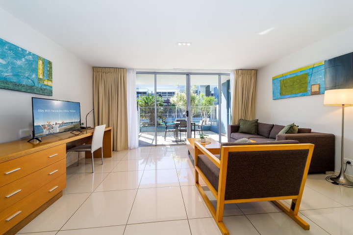 Swim-out Pool Access. Urangan Marina Precinct. - Hervey Bay