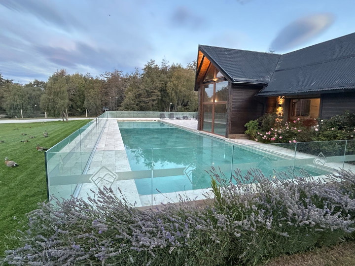 Loft, Heated Pool, And Garden With Lake View - San Carlos de Bariloche