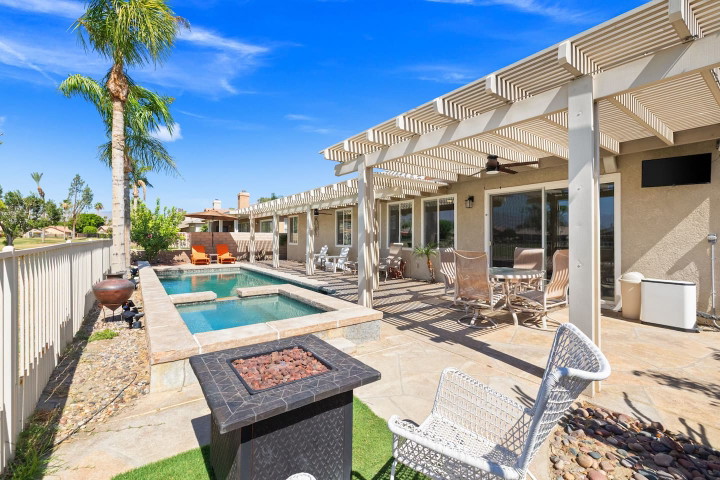 The Royal Fairway | 5br/4ba Pool, Spa & Golf Views - Indio, CA