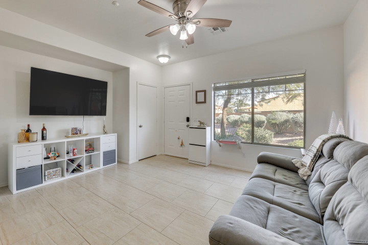 Pool Access + Patio: Mesa Retreat, 3 Mi To Dtwn! - Mesa, AZ